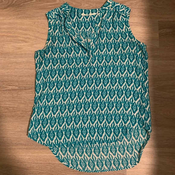 Violet + Claire | Tops | Violet Claire Top | Poshmark